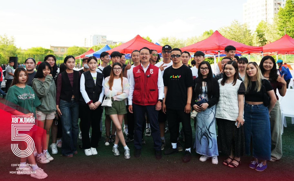 Э Батшугар Шинэ үеийнхний дуу хоолой байх болно